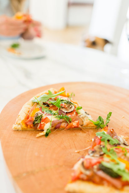 Party Planning: Throwing A Build-Your-Own Pizza Party - Lauren Conrad