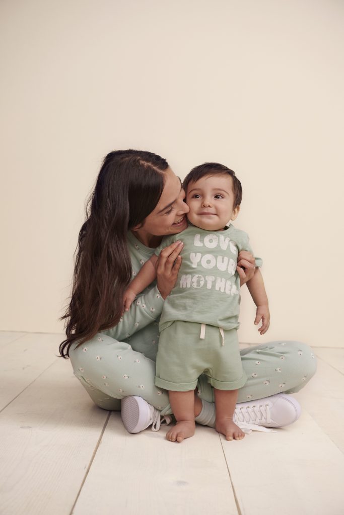 Style Guide: 3 Styling Tips for Off-the-Shoulder Sweaters - Lauren Conrad